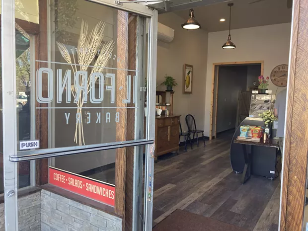 Il Forno Bakery Takes the Cannoli | What's Good