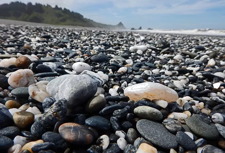 North Shore Agate Hunting