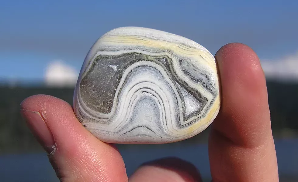 Identifying Beach Agates