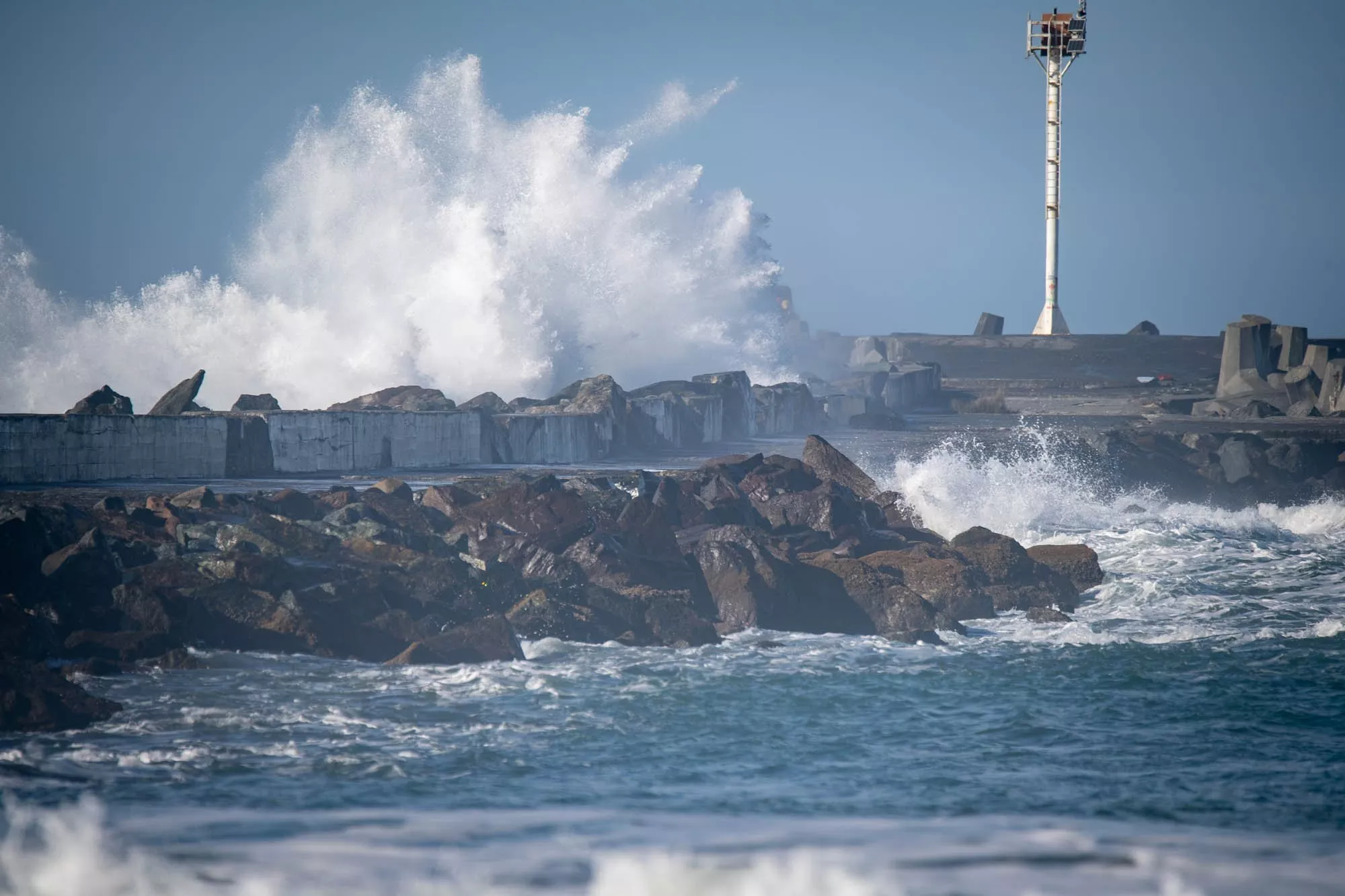 UPDATE: Rescue Underway at North Jetty | News Blog