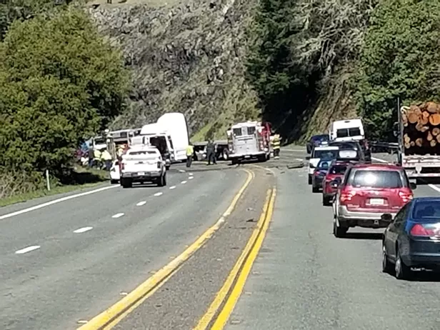 Update Highway 101 Open To Controlled Traffic After Crash News Blog