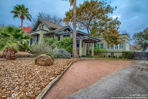 The Craziest Things Cornerstone Church Pastor John Hagee Has Ever Said ...