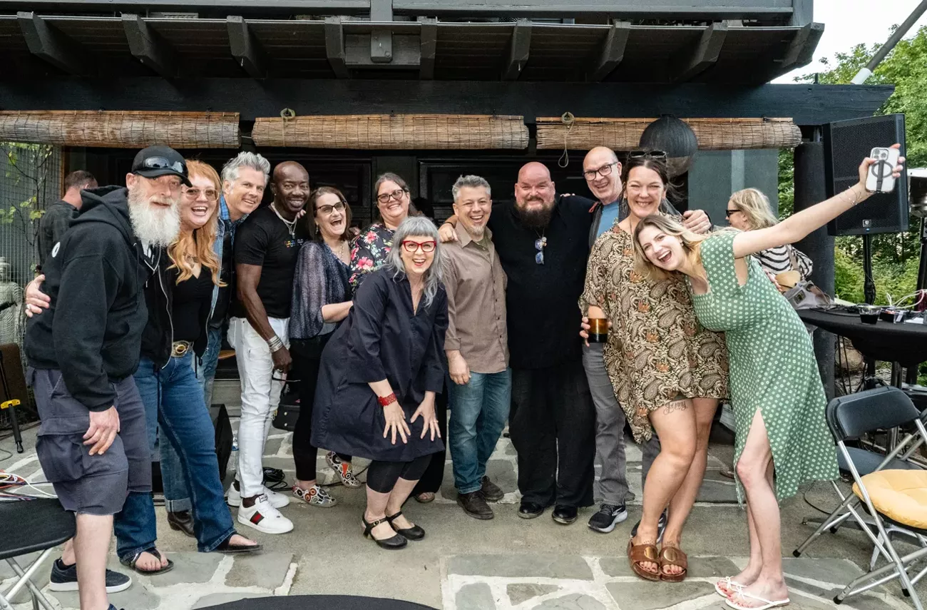 How to Photograph 300 Weirdos - The Stranger