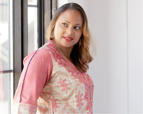 Amid the Darkness of Trump, Che Taylor's Sister DeVitta Briscoe Is ...